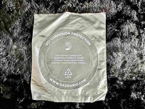 How To Prevent Electric Guitar Strings From Rusting Fretboardfrenzy Com