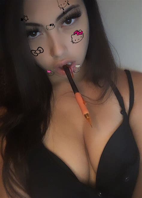 Hello Titty Porn Pic