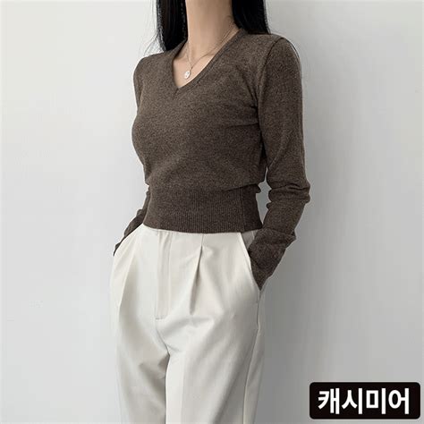 피트 울캐시미어 혼방 브이넥 크롭 브이넥니트 P000bmkc 에이블리