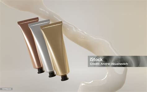 피부 파운데이션 제품을 위한 럭셔리 Bb 크림 튜브 뷰티 화장품 액체 유백색 흐름 스플래시 3d 모형베이지 배경에 검은 모자가 있는 빈 구리 은 골드 컬러 메탈릭 팩 세트