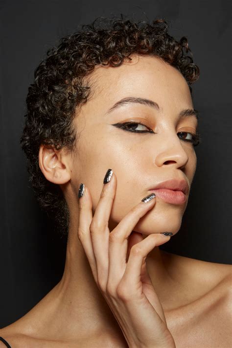 Autumn Nail Trends For 2023 Best Aw23 Runway Trends For Nails