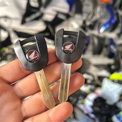 Clé Honda Africa Twin 2015 25 Nt1100 2022 25 Happybike