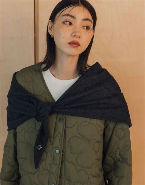 質感毛呢三角披巾 PAZZO 生活好感衣著