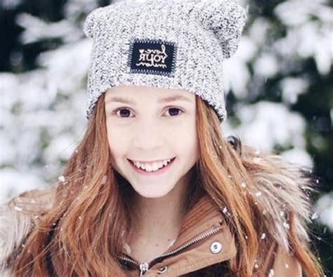 Anna Mcnultys Instagram Twitter And Facebook On Idcrawl