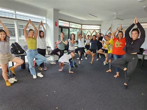 Noosa Relaxing Yoga Class 26th April Lexis English
