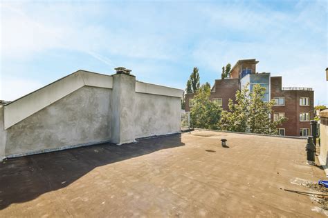 Flat Roof Vs Pitched Roof G Keith Roofing And Waterproofing