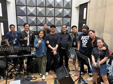 The Voice Champ Sofronio Vasquez Is Back In The Philippines Gma Entertainment