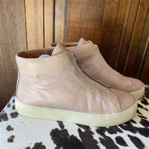 Frye Lena High Zip Up Shoes Size 8 Womens Blush Depop