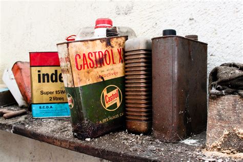 Garage Cassor Thenothingfactory