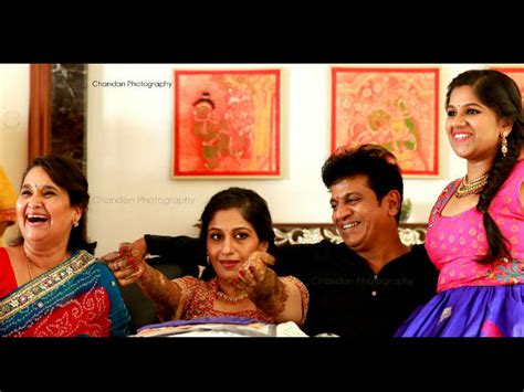 Shivarajkumar Shivarajakumar Daughter Wedding Shivarajkumar Elder