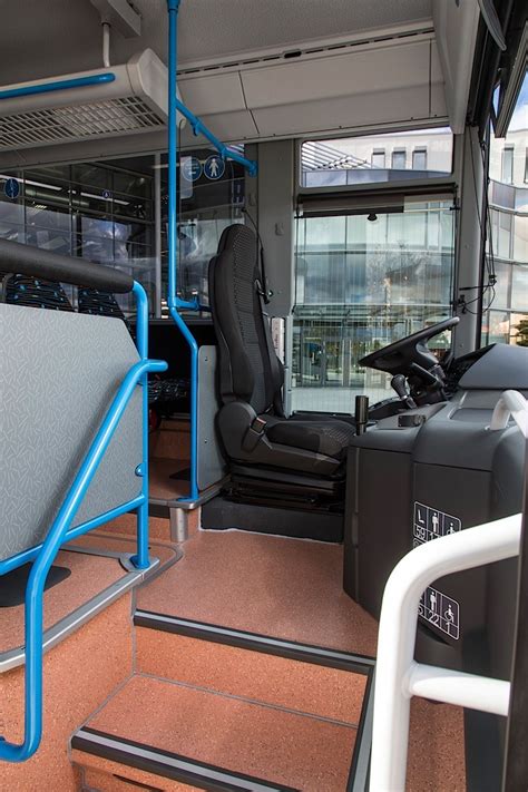 Setra Introduces The Multiclass 400 Ul Business Autoevolution