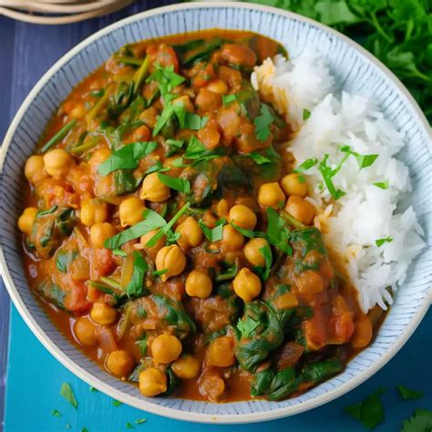 Chickpea And Spinach Curry Recipe