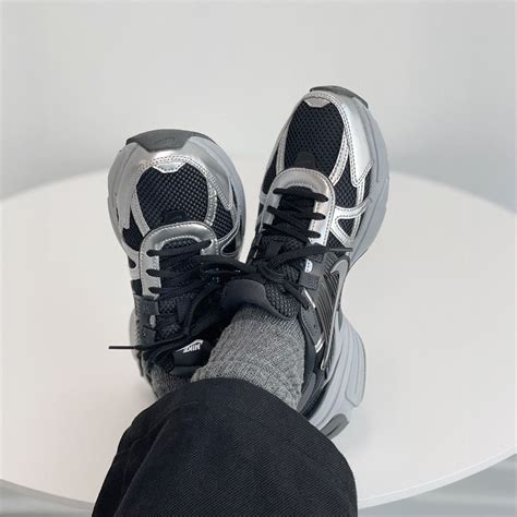 나이키nike 나이키 V2k 런 테크 블랙 메탈릭 실버 우먼스 트렌비