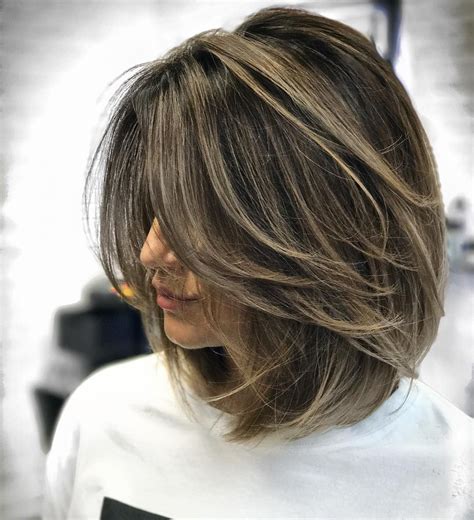 25 Shoulder Length Haircuts That Are All The Inspiration You Need For