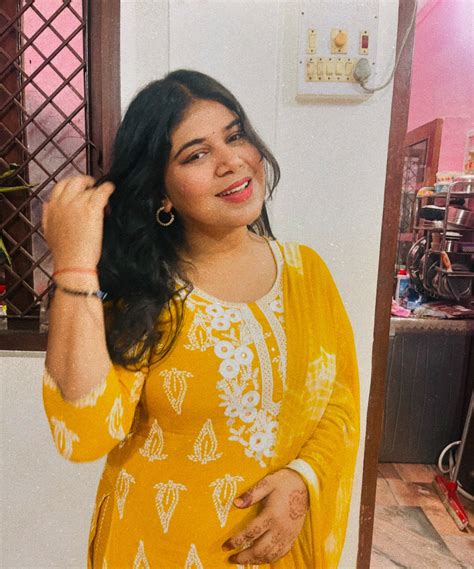 Simran Jaiswal ¦¦ Simran Jaiswal • Instagram Photos And Videos