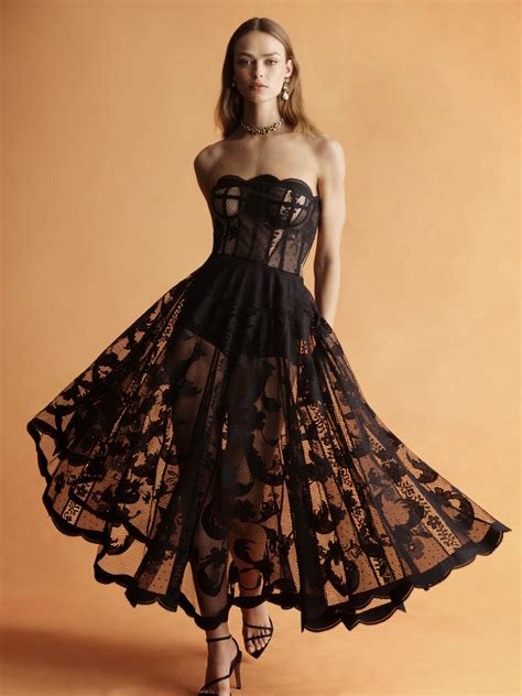 Oscar De La Renta Pre Fall 2023 Lifereport