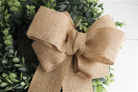 Easy Way To Make A Burlap Bow Single Girl S DIY