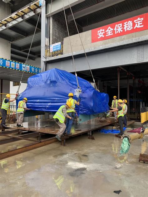 中央空调吊装解体 深圳市鹏辉制冷工程有限公司