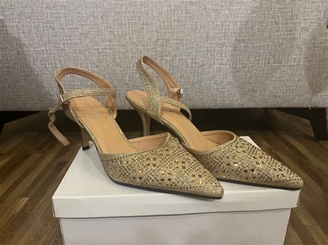 Gold heels, Women's Fashion, Footwear, Heels on Carousell