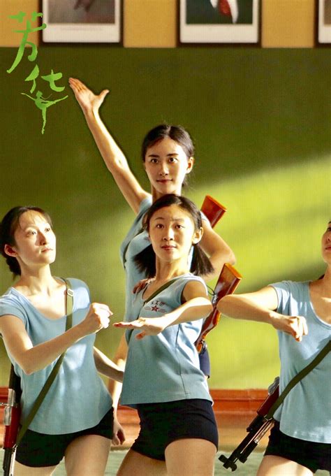 冯小刚芳华破12亿 邝晓彤用舞技打动观众