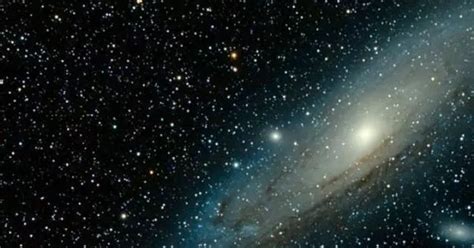 At High Energies Cosmic Ray Protons Show New Spectral Structures