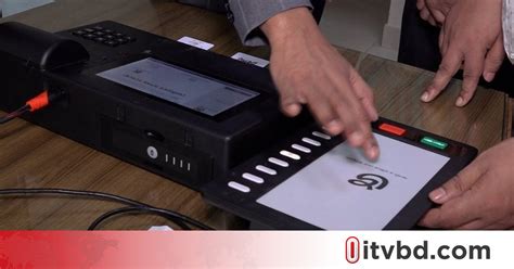 ৪ হাজার কোটি টাকার ইভিএম এখন ‘গলার কাঁটা ৯ মাসেও হয়নি হস্তান্তর