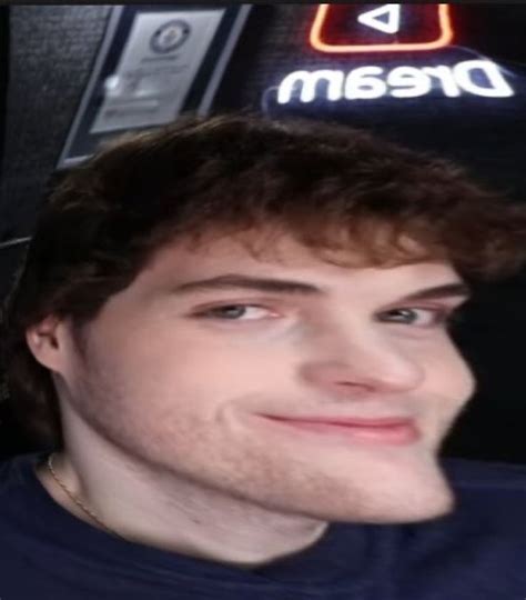 Pin By Jacklyson Sw4g On Marikeet 🐦 Face Reveal Troll Face Bad Memes