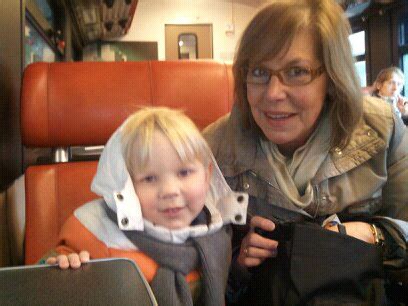 Philip Met Oma Gezellig In De Trein Naar Utrecht