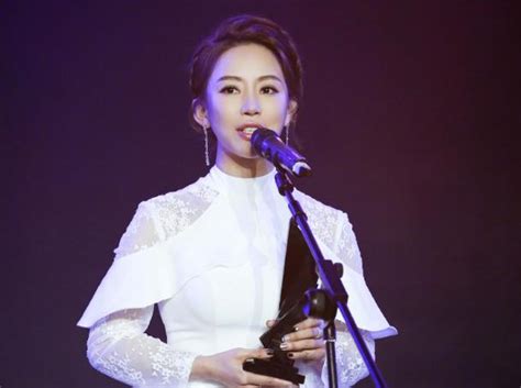 亞洲五大撞球美女，潘曉婷35歲仍驚艷，球迷：身材一個比一個好 每日頭條
