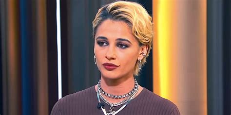 Naomi Scott New Look At Naomi Scott As Princess Jasmine In Disney S