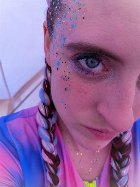 Look Into My Innocent Eyes Scrolller