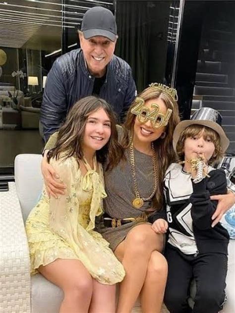 Así Ha Cambiado Sabrina La Hija De Thalía Y Tommy Mottola Fotos