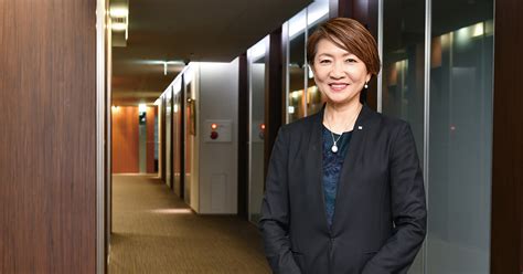 三井住友トラスト・ホールディングス・松本千賀子執行役員「技術革新を支援し、脱炭素を進める」（3ページ目） 日経esg