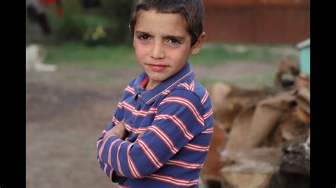 💔ოთხი ბავშვი ვართ ოჯახში და ერთი ველოსიპედიც კი არ გვაქვს Youtube