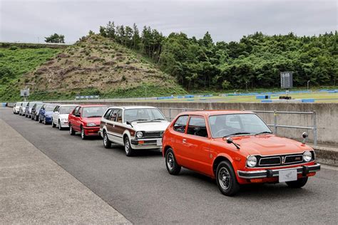 歴代ホンダ・シビック一気乗り！ シビック誕生から50年、人気車のルーツを探る クルマ Autosport Web