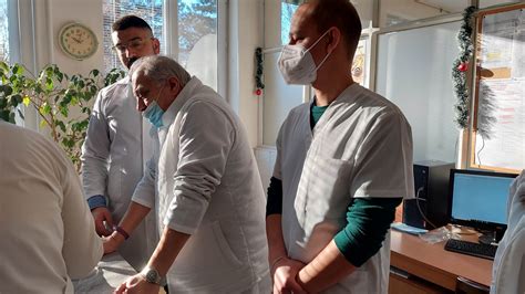 Коледен подарък за болницата в Добрич от Ротари клуб Добрич Новини от Добрич и региона