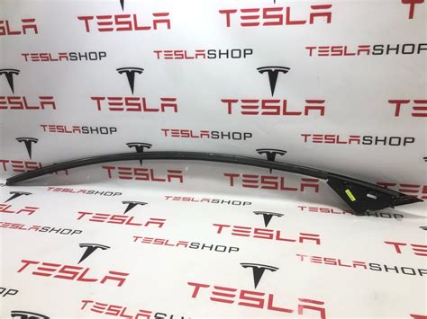 Молдинг кузова боковой Tesla Model X рест 2022 99468058
