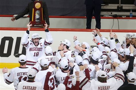 Umass Hockey Logo