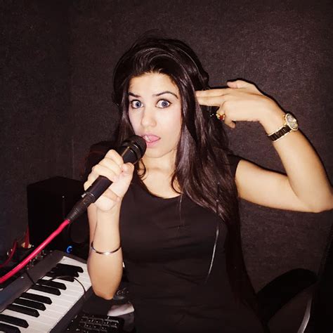 Kaur B Kaur B Wiki Biography All Music Albums And Popular Songs