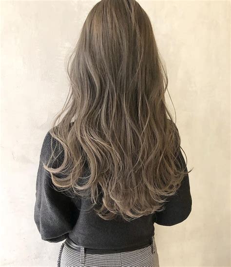 ヘアスタイル에 있는 Akane님의 핀 여성 헤어스타일 헤어스타일 여성