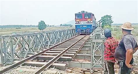 အကြမ်းဖက်သောင်းကျန်းသူအဖွဲ့က မိုင်းထောင်ဖောက်ခွဲဖျက်ဆီးမှုကြောင့်ပျက်စီးခဲ့သည့် နှင်းပုလဲနှင့