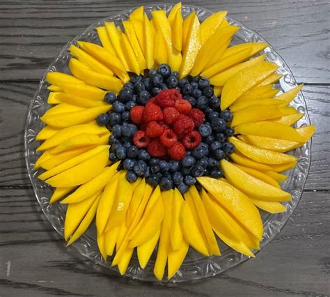 Sunflower Fruit Platter Design Sunflower Themed Fruit Display