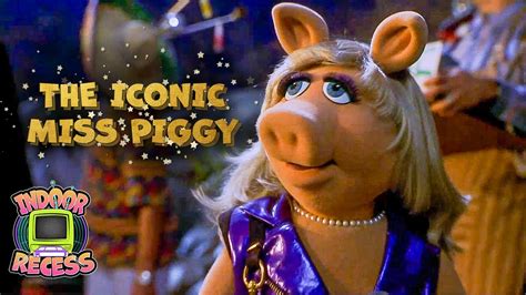 Miss Piggy Being Iconic For 6 Minutes Muppets From Space Indoor
