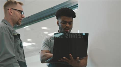 Installers Set Up Security Cameras On Laptop Stock Image Image Of Concept Colleagues 270283855