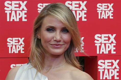 Cameron Diaz Says She Was Never Drawn To Motherhood Talks About Nude Scene In Sex Tape