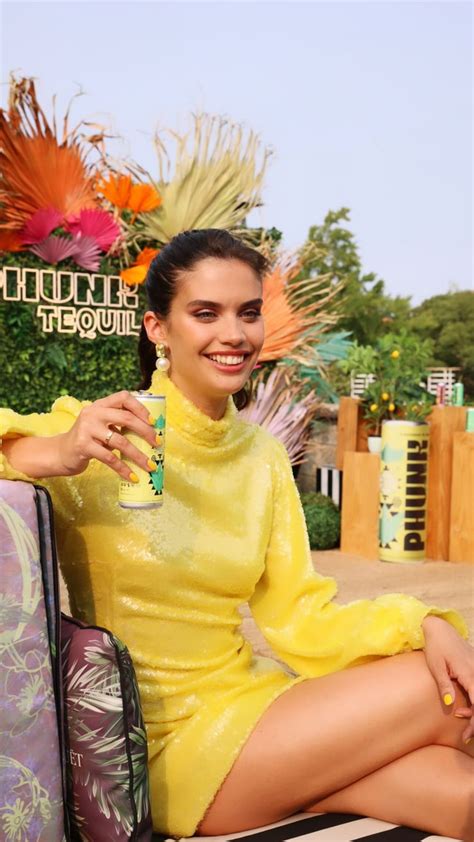 Sara Sampaio