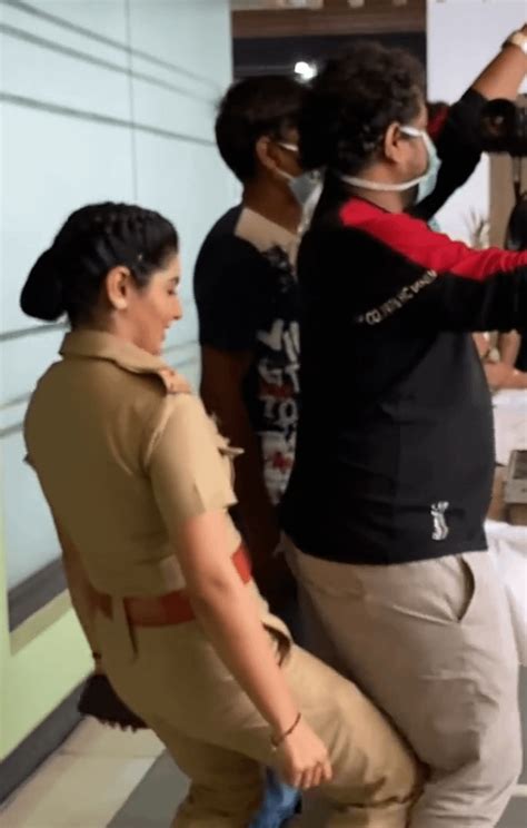 Karishma Singh Hot Action R Maddamsirr