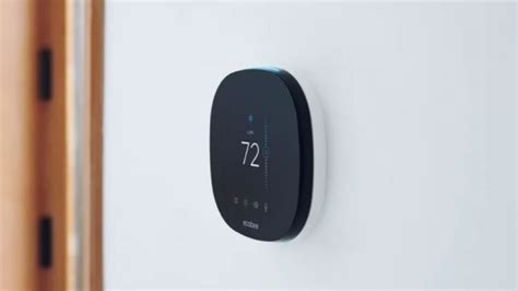 Ecobee 3 Lite Vs Ecobee Smart Thermostat Enhanced Digital Trends