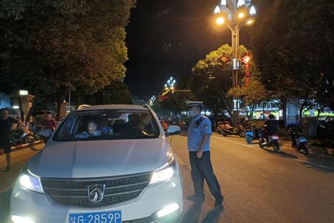 【夏季整治百日行动】岚皋交警：夜查酒驾不停歇 时刻绷紧安全弦 岚皋县人民政府