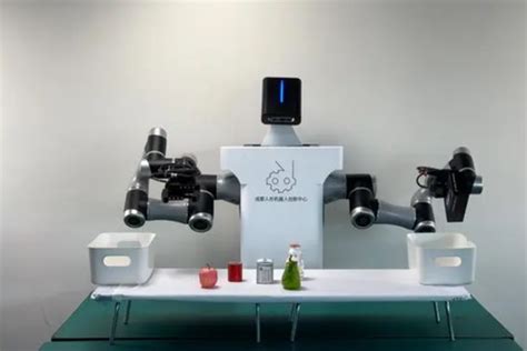 中 최초 로봇 멀티모달 모델 및 양팔 협동 작업 시스템 출시 로봇신문사